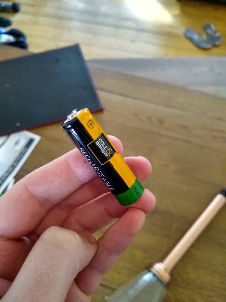 How to Replace Solar Light Batteries – Step by Step With Pictures