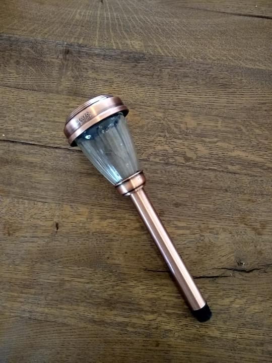 How to Replace Solar Light Batteries – Step by Step With Pictures